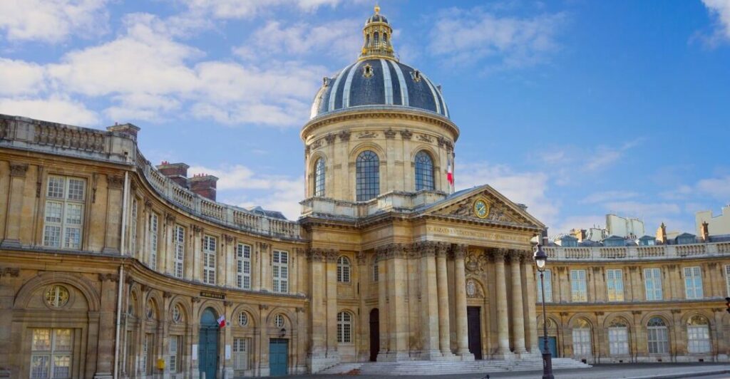 The French Academy: Everything you need to know - Lingoda
