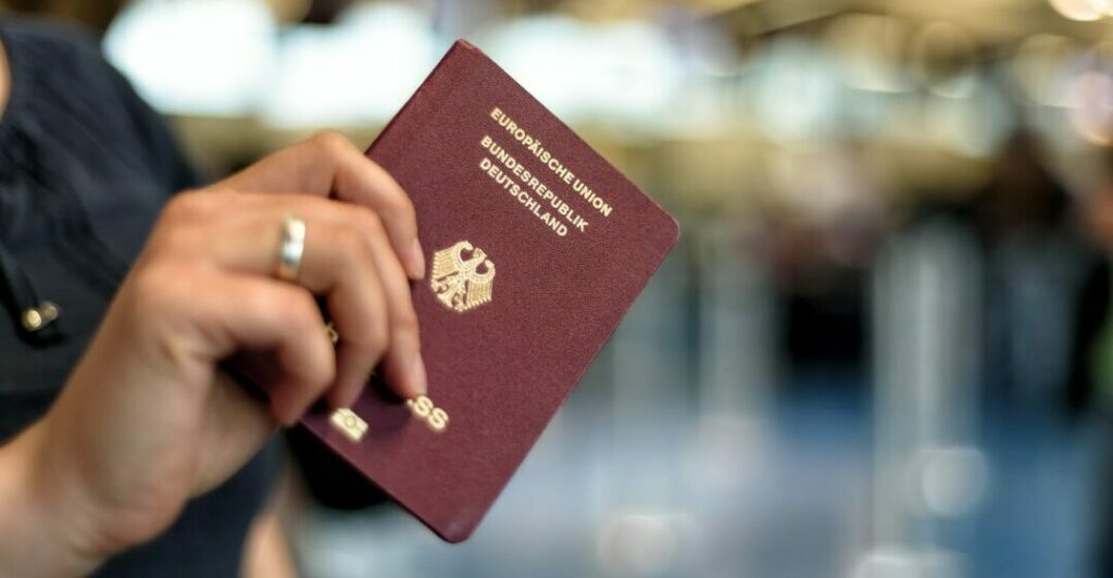5 benefits of having a German passport - Lingoda